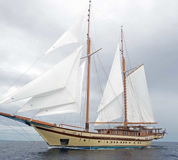 METEOR Yacht Charter Details, Royal Huisman | CHARTERWORLD Luxury ...